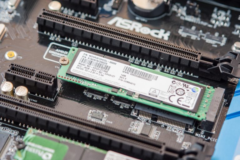 SSD Drives Part I: Connectors, Interfaces & Protocols